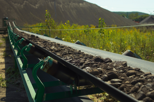 conveyor system in the hills | BELT TECH & SUPPLY, INC.